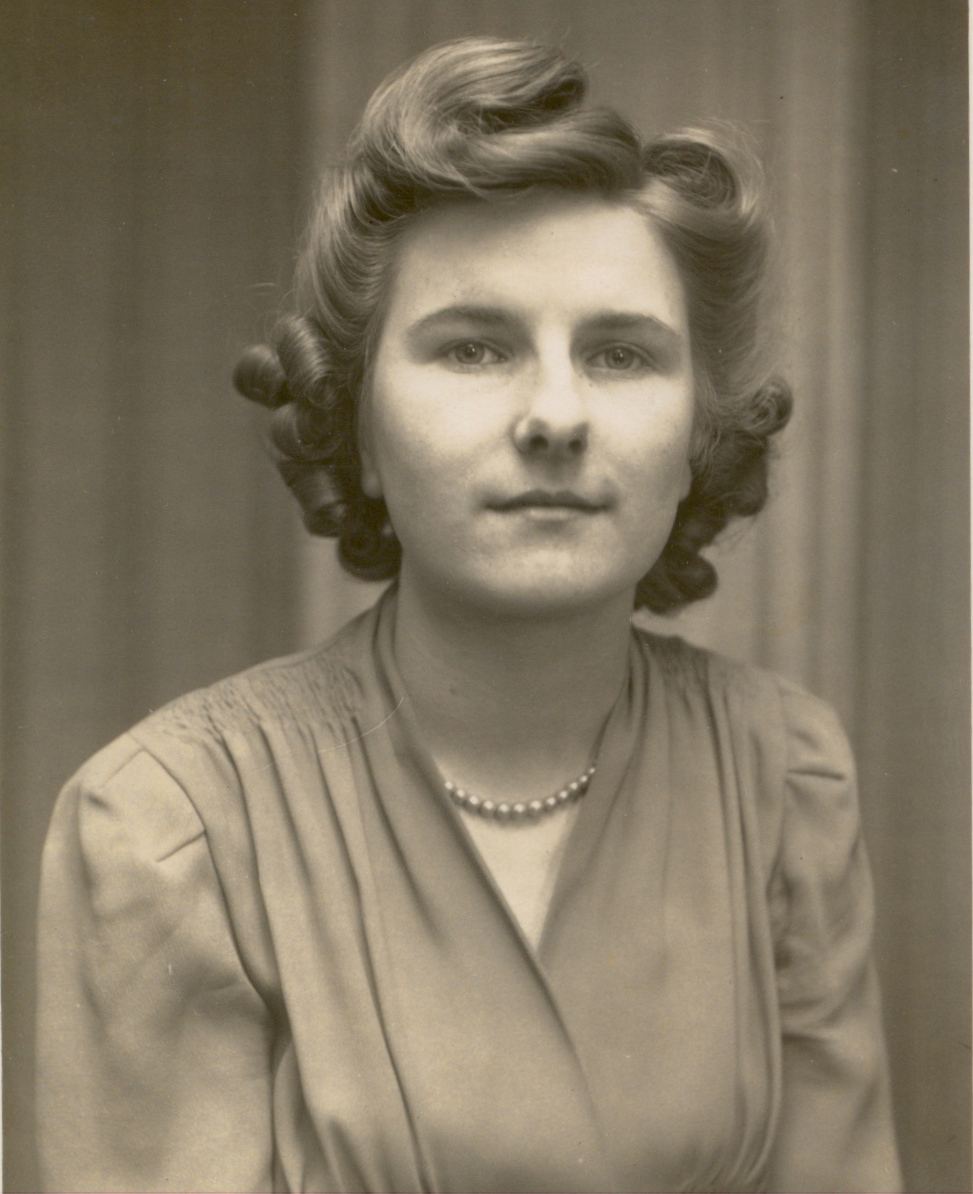 Joan Rayner's Instagram, Twitter & Facebook on IDCrawl