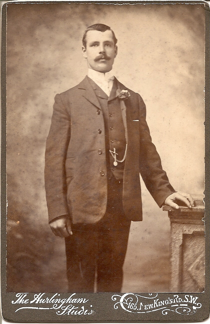 George Hobbs Instagram, Twitter & Facebook on IDCrawl