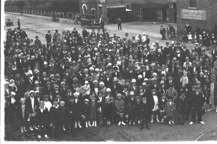 People at St.Neots Train Station – Past Times of St.Neots